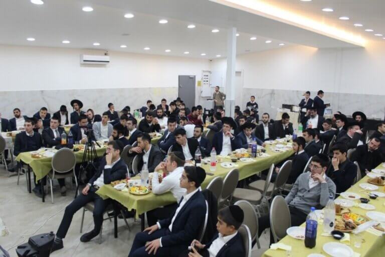 מעמד הוקרה לכמאה חמישים מגידי שיעור בתורת בעל ה'אור החיים' כותל המזרח