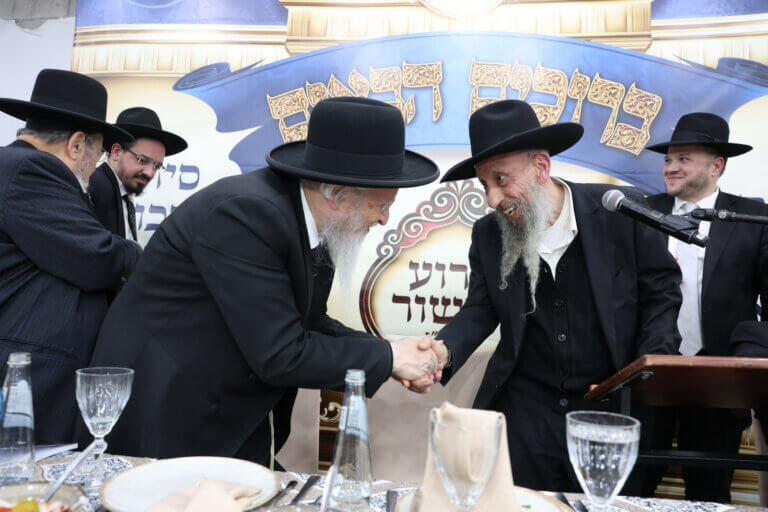 בעיר ביתר ציינו עשור להקמת המוסדות במעמד גדולי ישראל | גלריה כותל המזרח